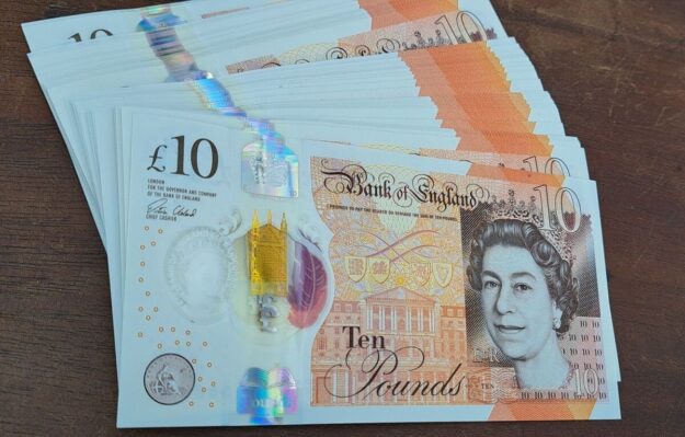 When Will Queen Elizabeth Currency Be Invalid? - MoneyMagpie